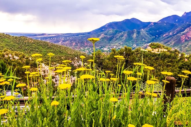 cave of the winds mountain park