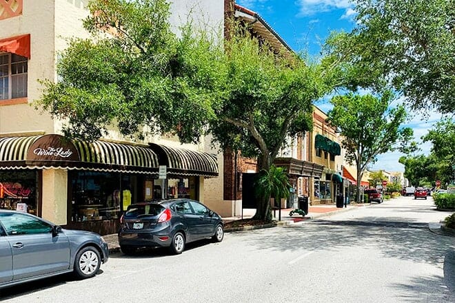 historic cocoa village