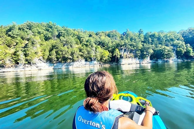 holiday island marina