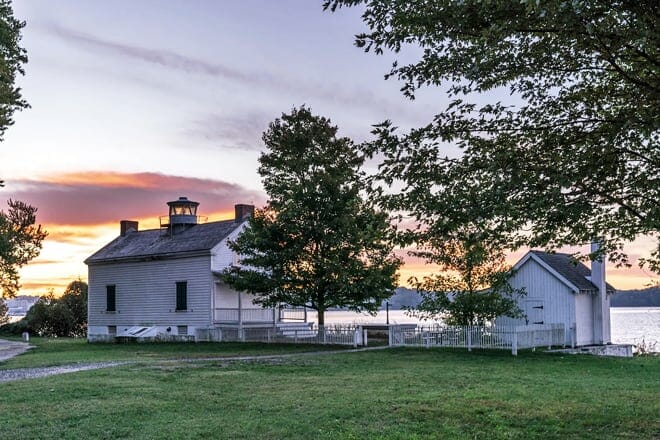 Jones Point Lighthouse