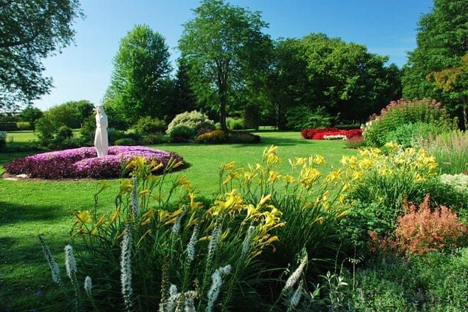 lake erie arboretum at frontier park