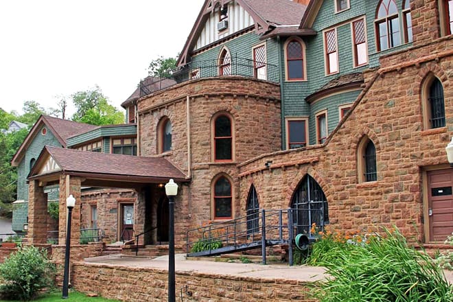 miramont castle museum