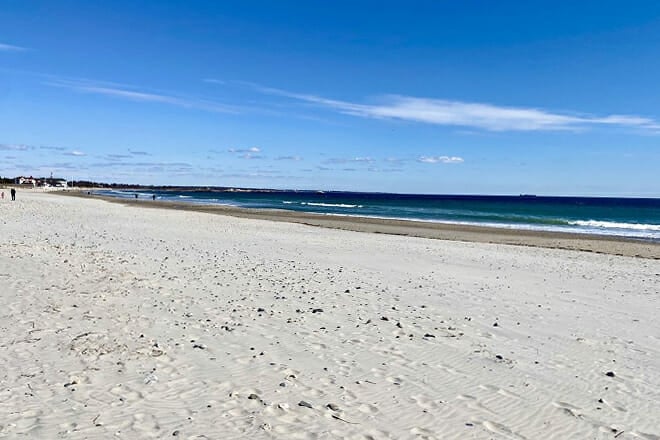 narragansett town beach &mdash; narragansett
