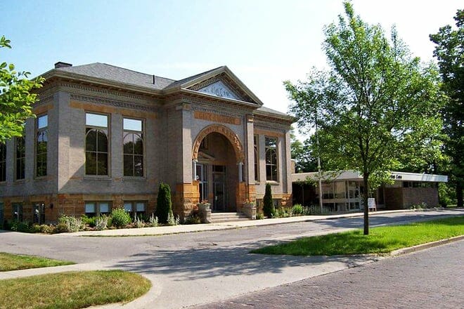 traverse area district library