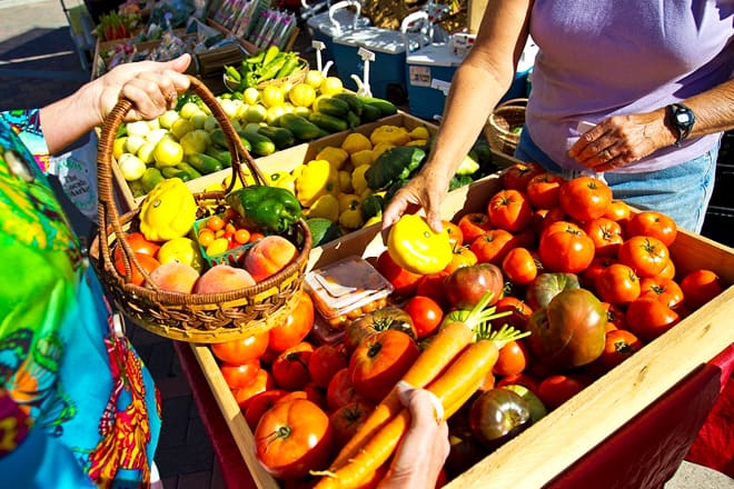 vail farmers’ market and art show