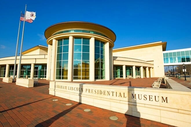 abraham lincoln presidential library and museum &mdash; springfield