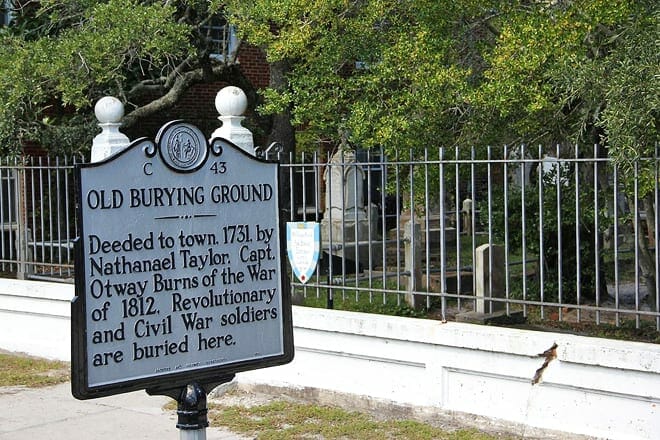 beaufort historic site old burying ground