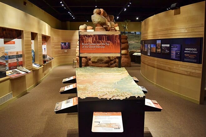 bryce canyon visitor center