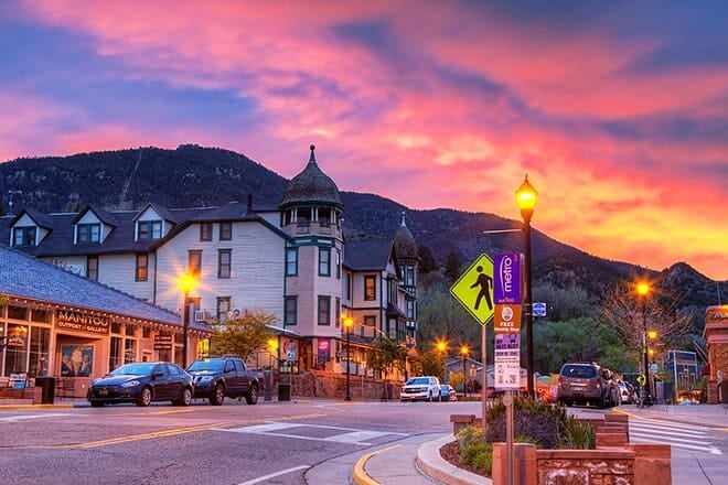 downtown manitou springs