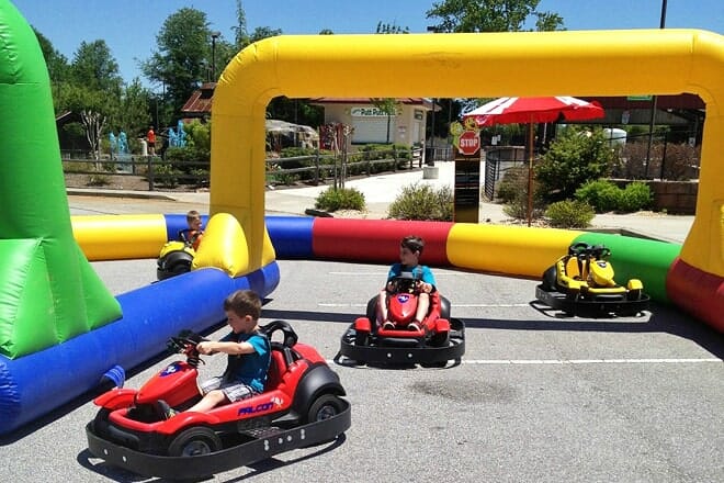 funopolis family fun center