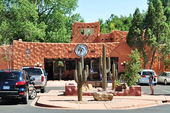 garden of the gods trading post