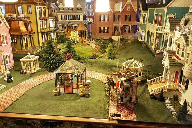great american dollhouse museum &mdash; danville