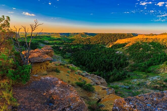 little missouri state park — dunn center