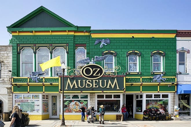 oz museum — wamego