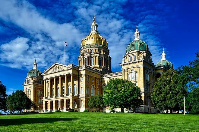 state capitol &mdash; des moines