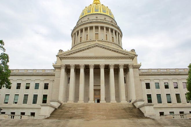 west virginia state capitol &mdash; charleston