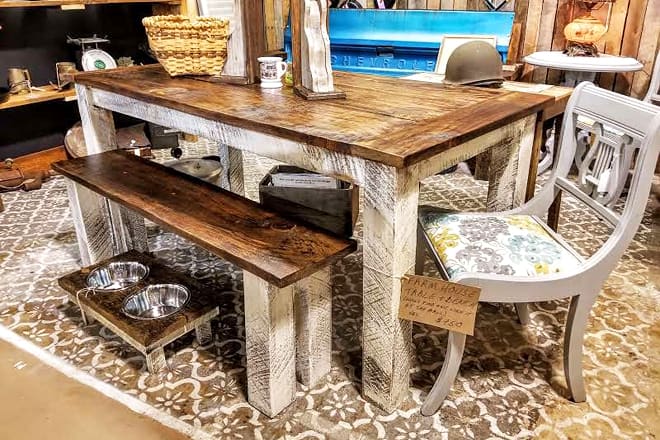 a flea an&rsquo;tique