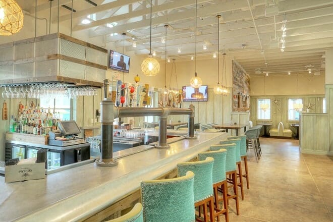 beach house restaurant