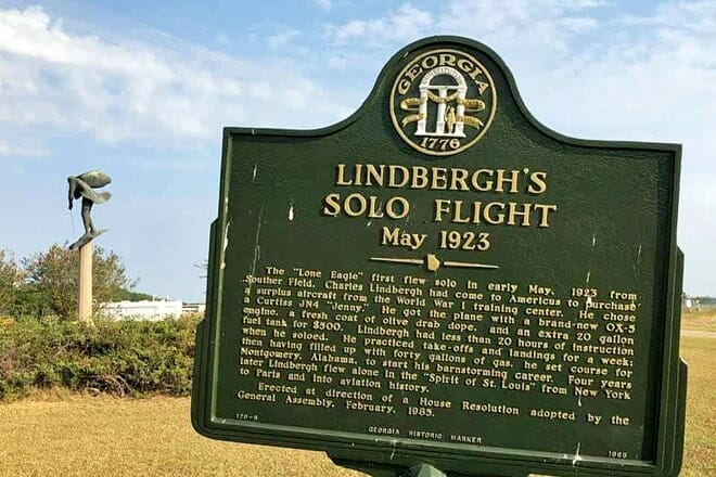 charles lindbergh monument