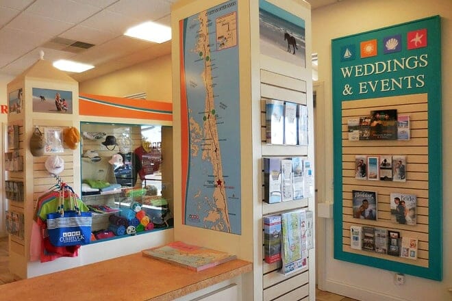 currituck outer banks visitor center