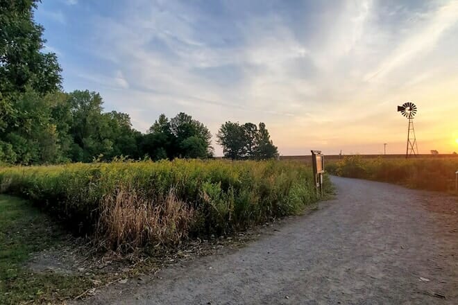douglas-hart nature center
