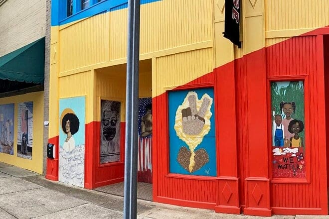 emerge gallery and art center