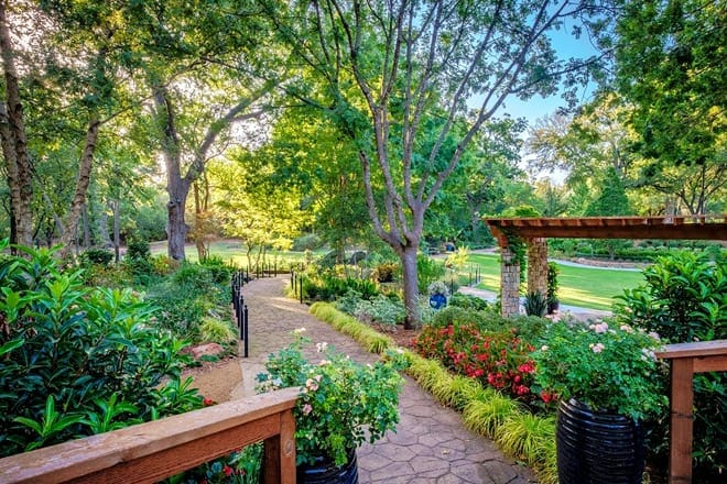 grapevine botanical garden