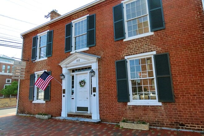 hardesty-higgins house visitor center