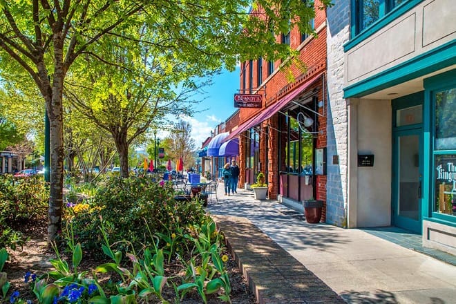 historic downtown hendersonville