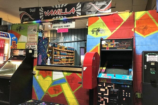 johnson city family skate center