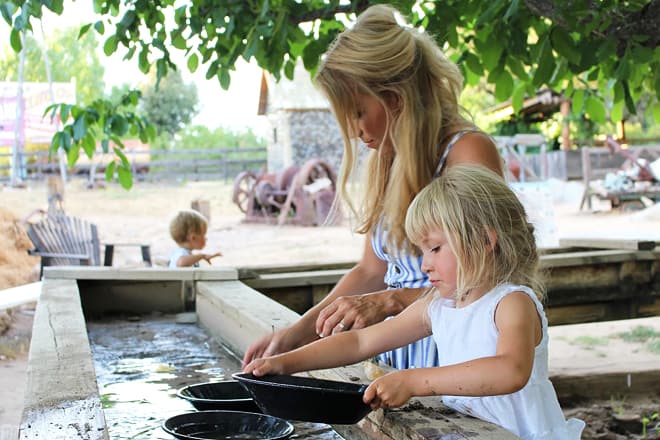 julian mining company