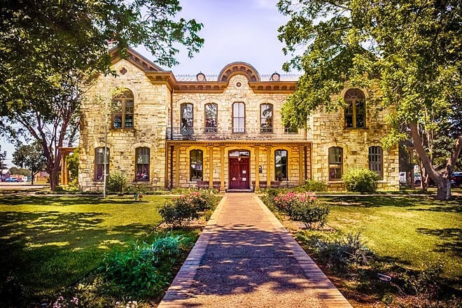 pioneer memorial library