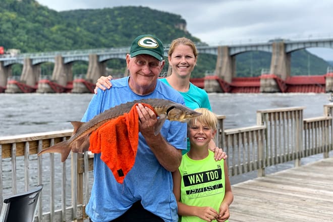 the best dam fishing float