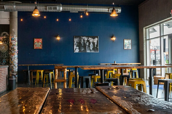 Three Notch'd Brewing Company - Valley Collab House