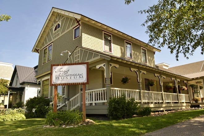 tread of pioneers museum