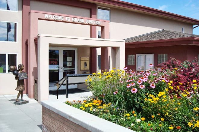 visit grand junction visitor center