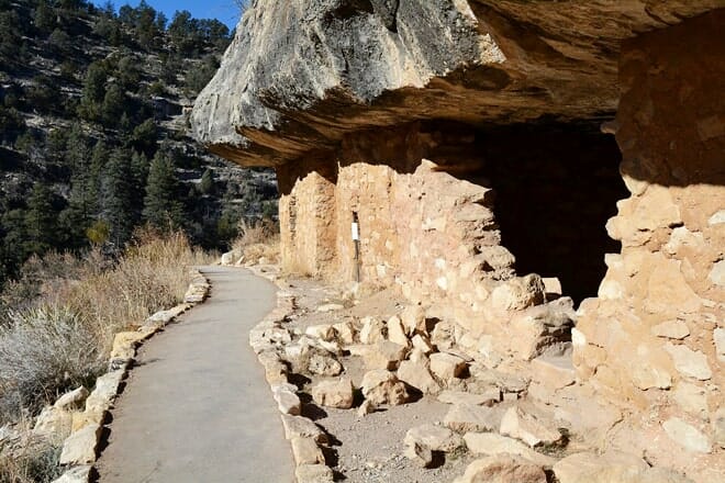 walnut canyon national monument