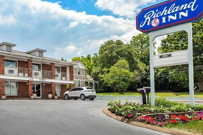 a richland inn