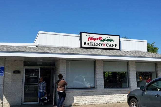 bella-napoli italian bakery