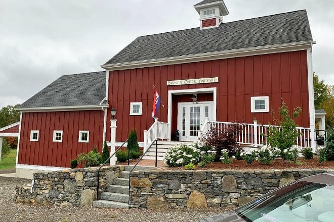 broken creek vineyard and winery