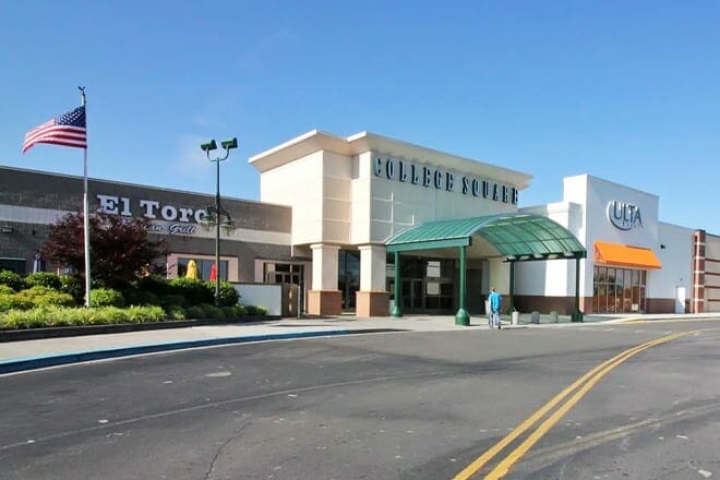 college square mall