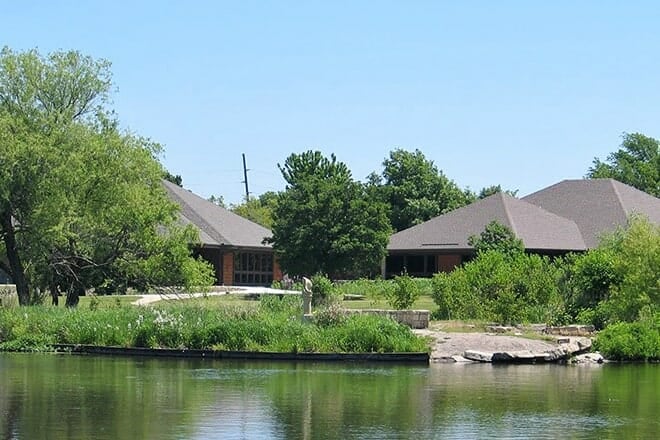 dyck arboretum of the plains