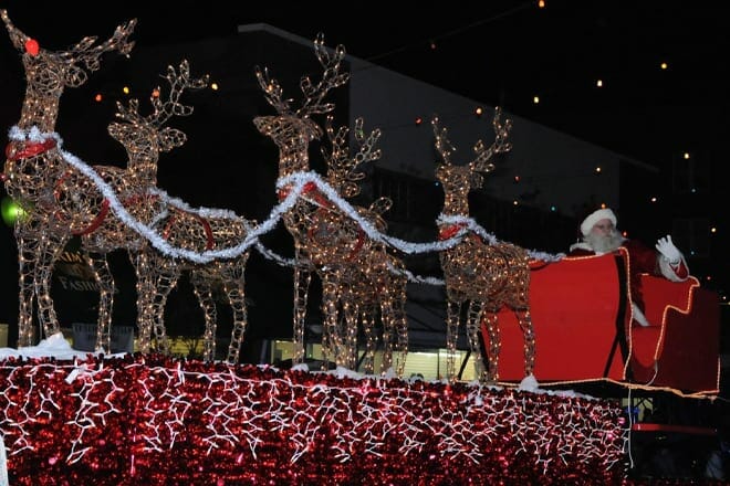 festival of lights christmas parade