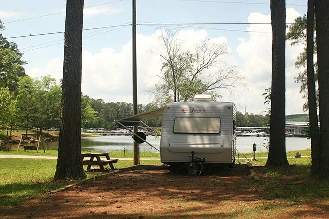 holiday harbor resort