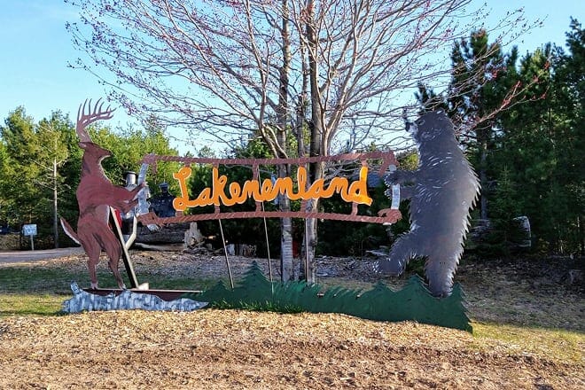 lakenenland sculpture park