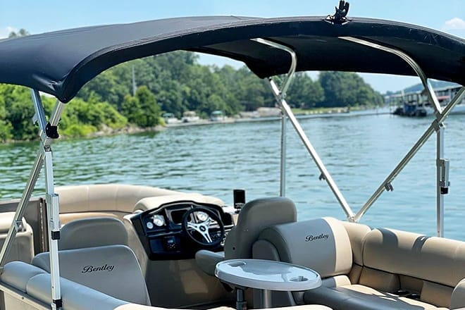 lighthouse pointe marina