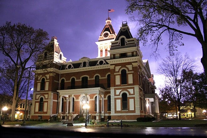 livingston county courthouse