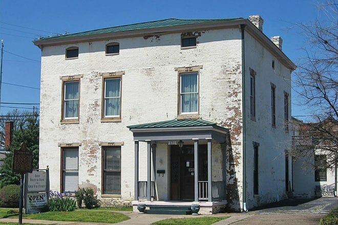 lloyd tilghman house