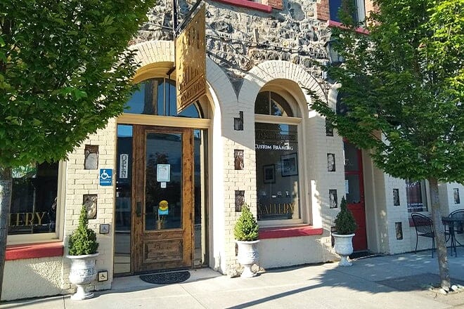 main street artists gallery