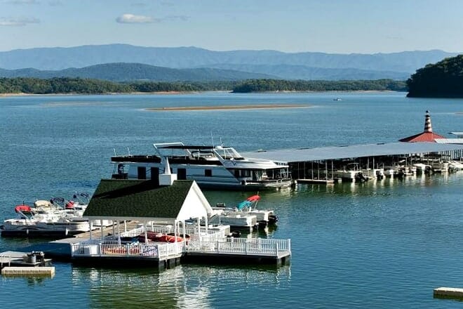 mountain harbor marina